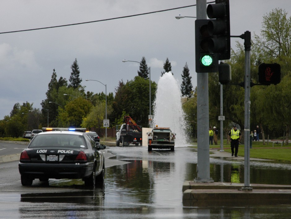 Water skyrockets into air after car hits fire hydrant in Lodi | News ...
