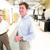 Lustre-Cal fills demand for high-end labels | Business | lodinews.com