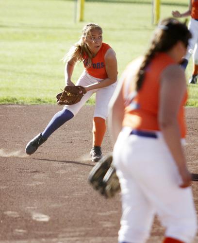 Youth softball: Gators hold off Wildcats for 12U title | Sports ...