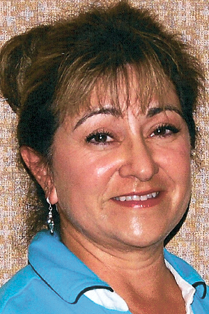 Debbie Wall wins Woodbridge Golf and Country Club Women's 18-Hole ...