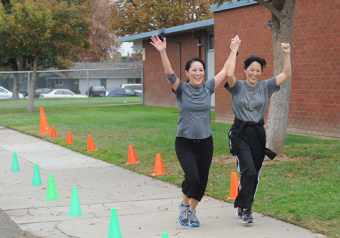 Lodi Students Race For Thanksgiving Dinner At The Turkey Trot News lodi-students-race-for-thanksgiving-dinner-at-the-turkey-trot-news