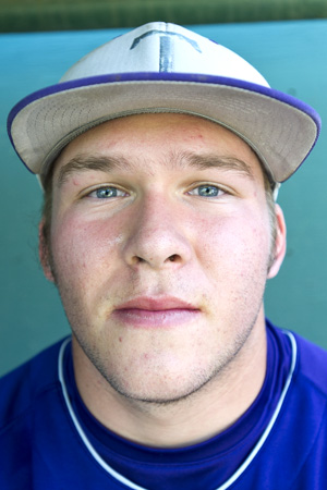 Kyle Eggers swings big bat in baseball tournament | Sports | lodinews.com