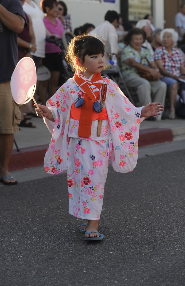 Obon Bazaar honors loved ones through dance | News | lodinews.com