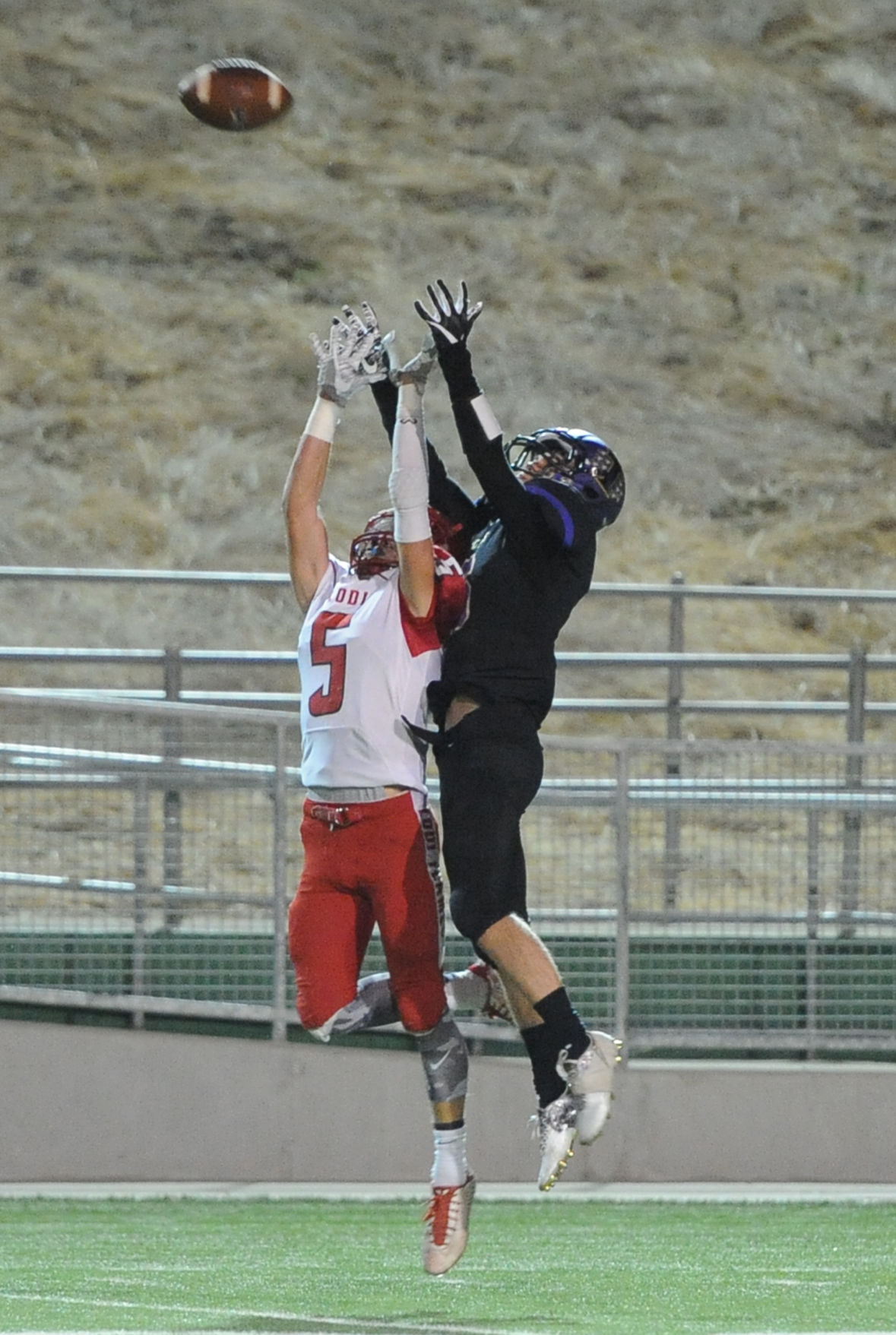 Rivalry football: Tokay stops Lodi yards short | Sports | lodinews.com