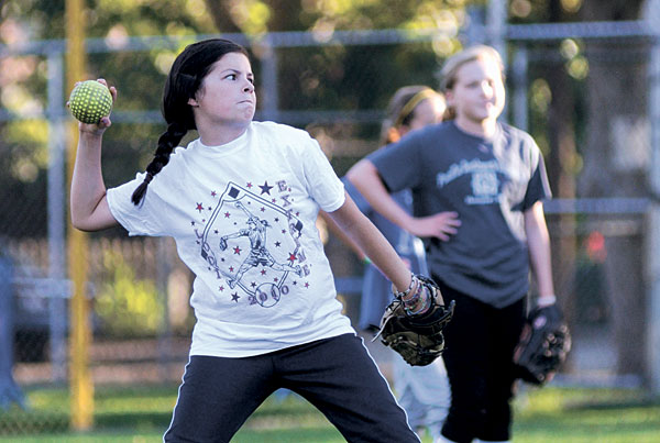 Lodi softball squad speeds into the World Series | Sports | lodinews.com