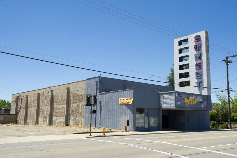 Lodi’s Sunset Theater to be sold to highest bidder on Thursday | News ...