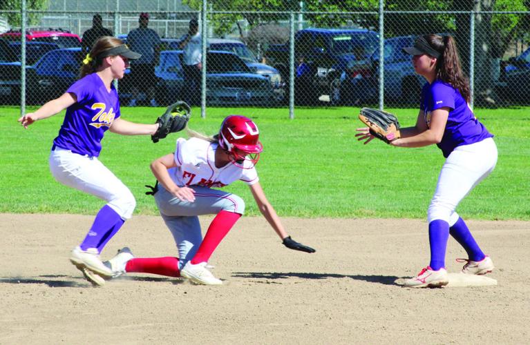Softball: Tigers’ bats cool off Flames | Sports | lodinews.com