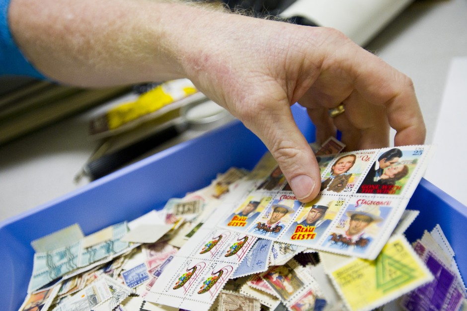 Stamp collector John Hunt begins club for teens | Columnists | lodinews.com