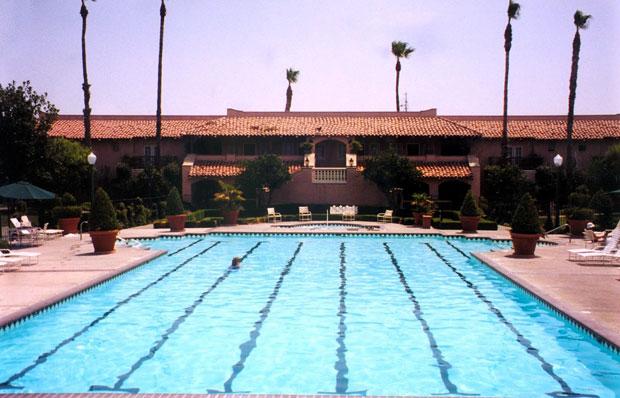 Visit Harris Ranch for good food, unique gifts and relaxation ...