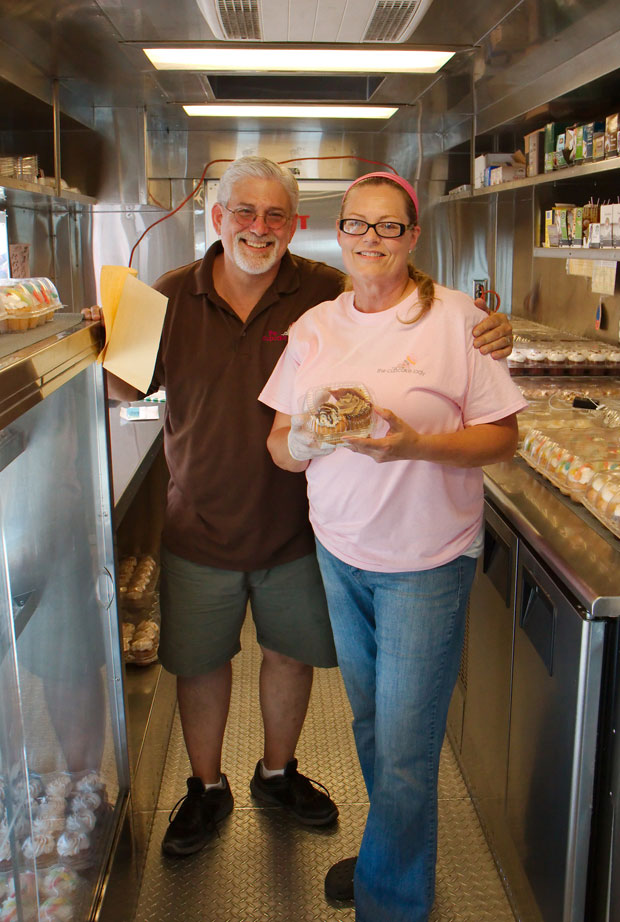 Turlock cupcake vendors challenge the reign of standard fair food at ...