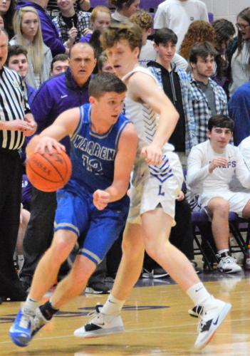 Back-and-forth game for varsity boys ends in loss | Sports | logandaily.com