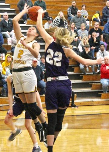 Varsity Lady Chieftains win big in final seconds | Sports | logandaily.com