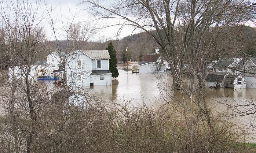 Flood waters wreak havoc on Hocking County | News | logandaily.com