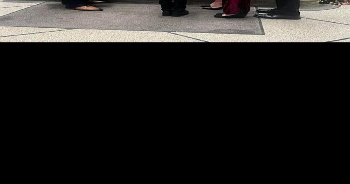 Dicken sworn in as commissioner | News | logandaily.com