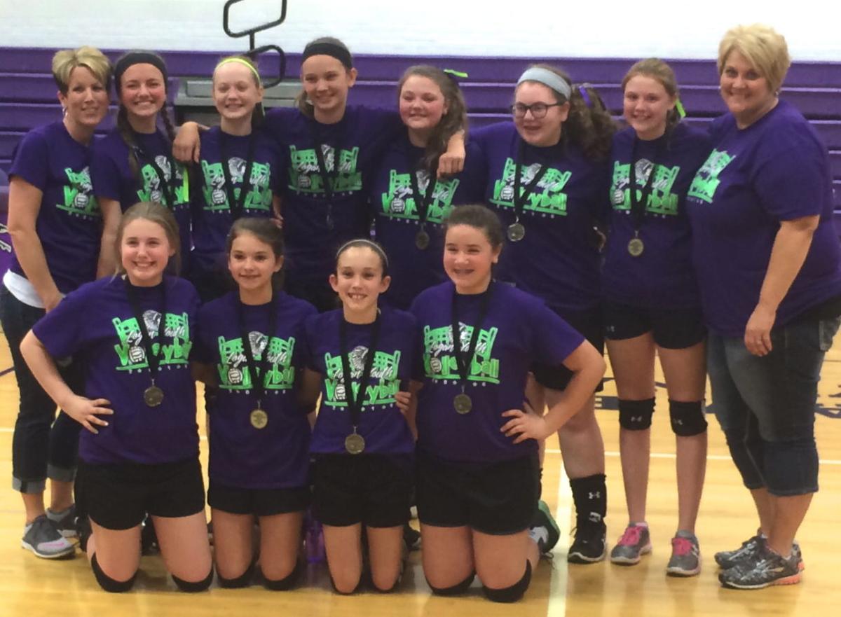 Sixth-grade volleyball team finishes undefeated | Sports | logandaily.com
