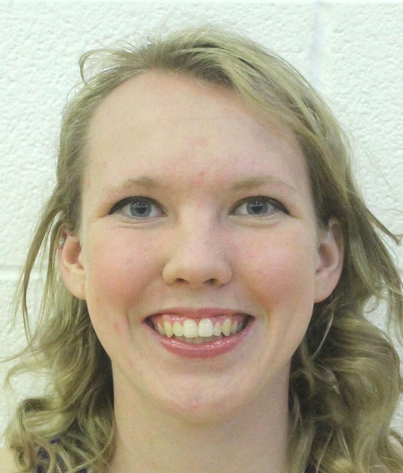 Marissa Smith wins 1600 as track teams run at Heath | Sports ...
