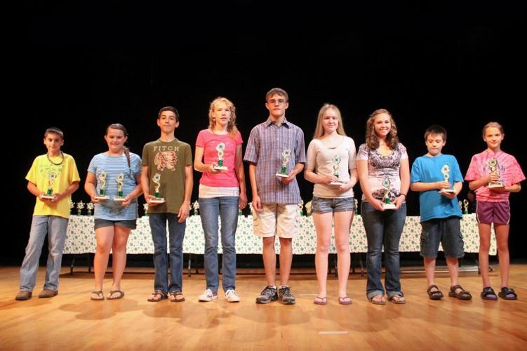 4-H award ceremony group photos | Gallery | logandaily.com