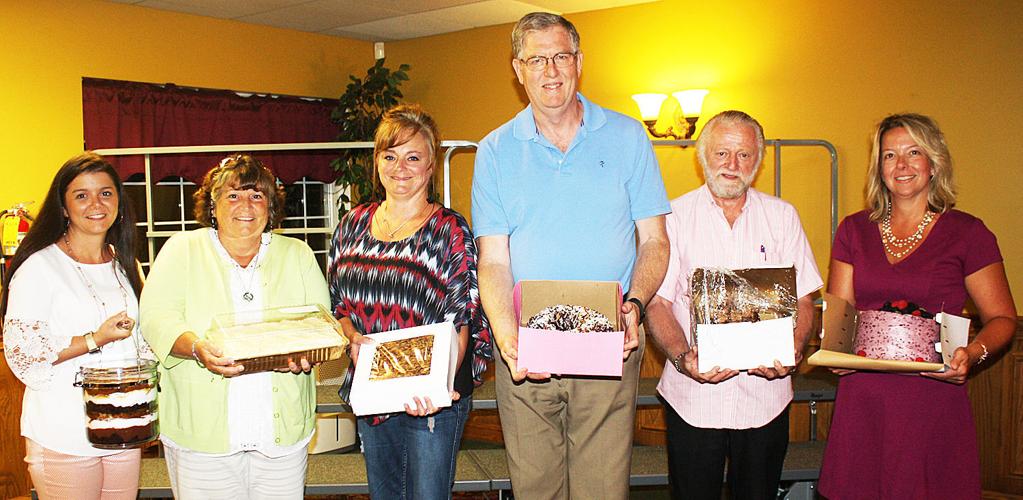 United Way cake auction is successful | News | logandaily.com