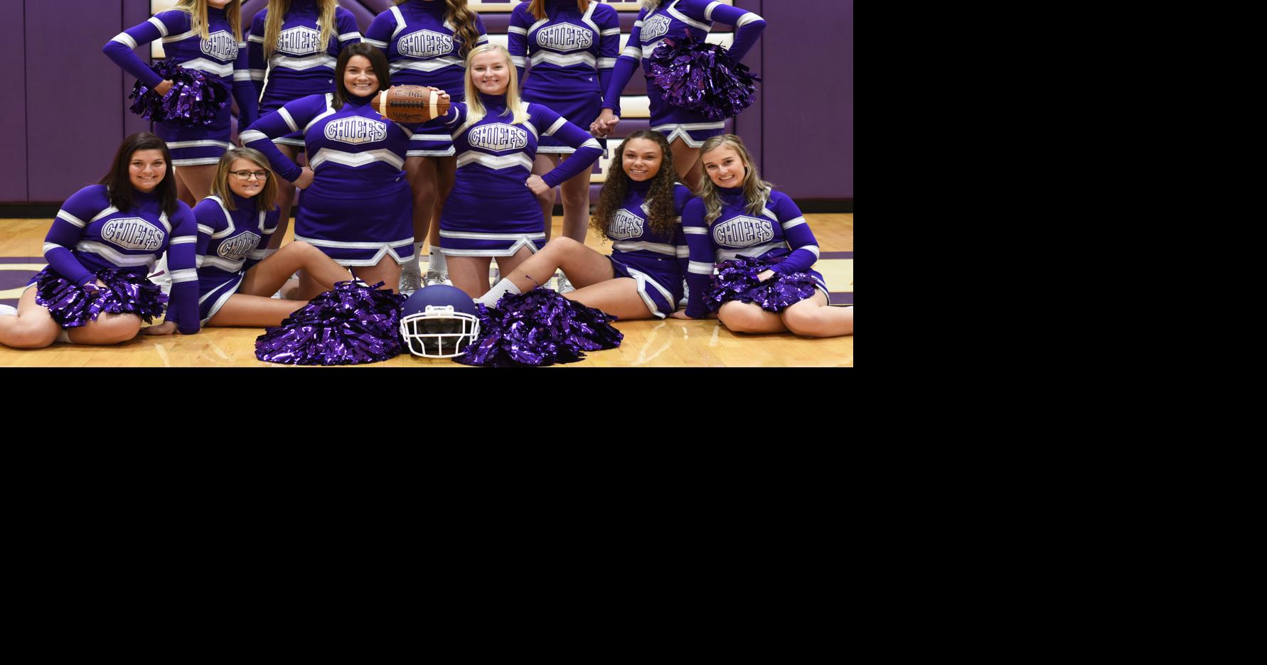 Logan Chieftains varsity football cheerleaders | Sports | logandaily.com