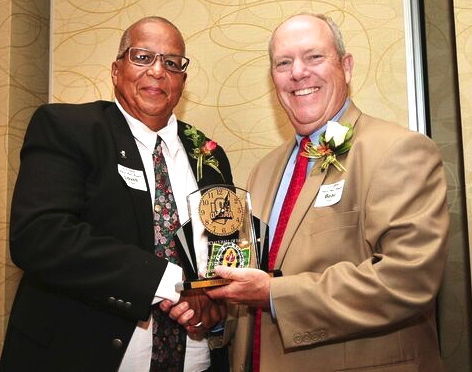 Longtime official Lovell McKee of Logan inducted into OHSAA Officials ...