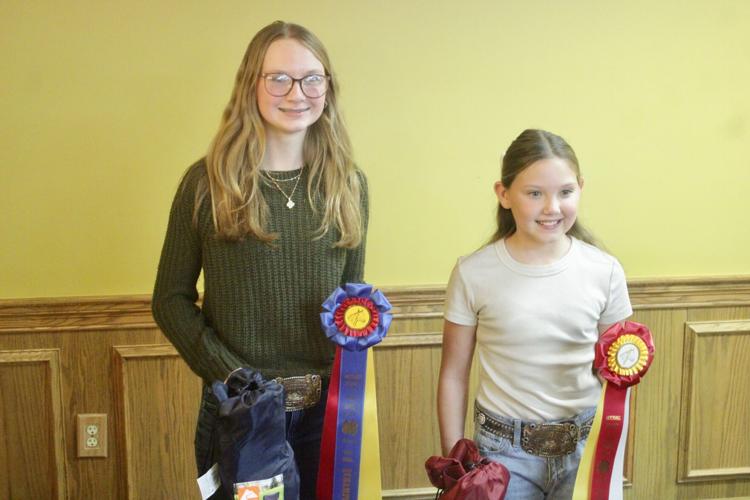 4-H Horse Committee hands out awards at annual banquet | Neighbors | logandaily.com