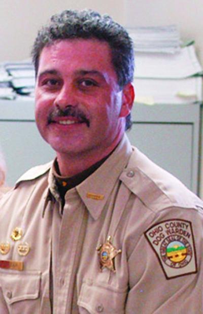 Dog warden gets unpaid 15-day suspension | News | logandaily.com