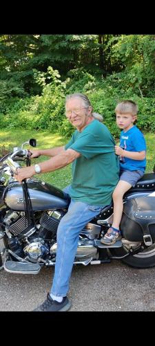 Victor Howdyshell | Obituaries | logandaily.com