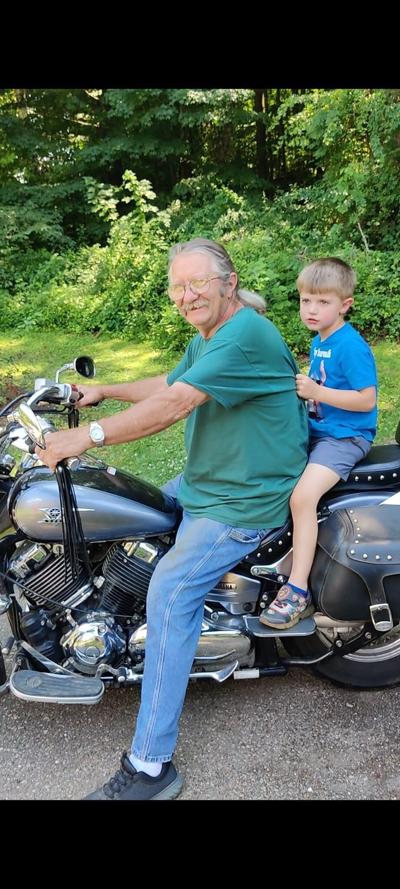 Victor Howdyshell | Obituaries | logandaily.com