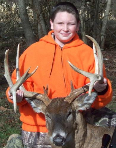 13-year-old drops 16-point buck | Sports | logandaily.com