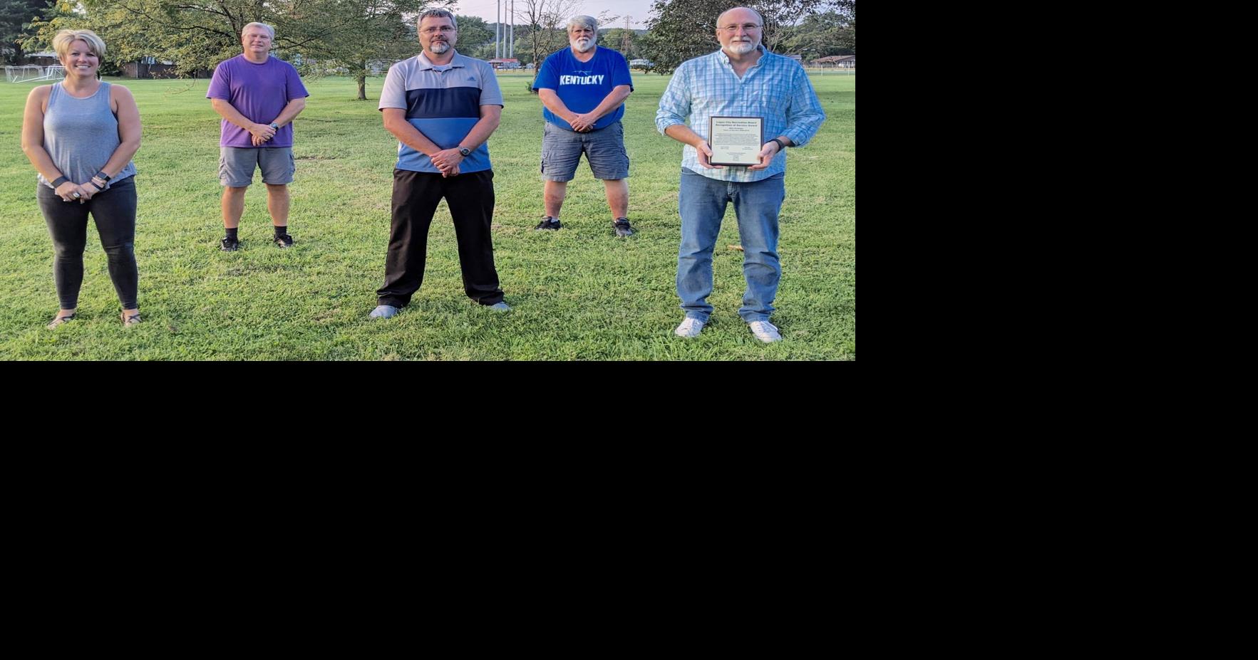 Kindinger honored for 18 years of service | Sports | logandaily.com