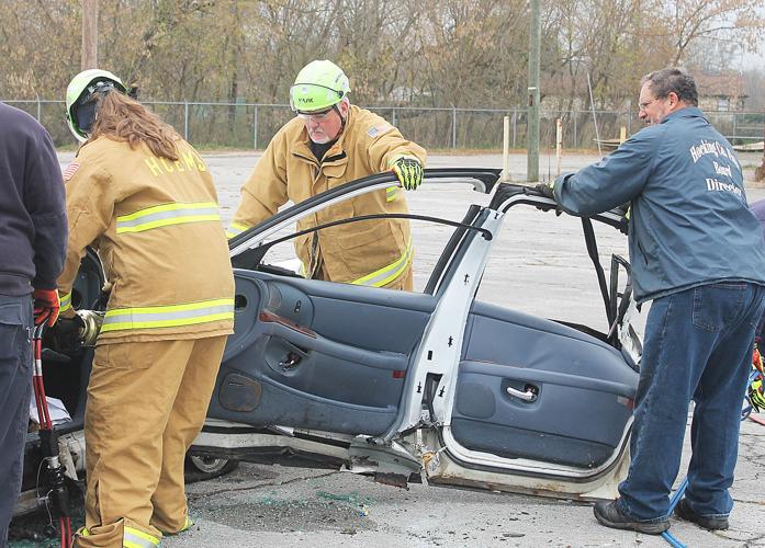 Hocking EMS completes final extrication training | News | logandaily.com