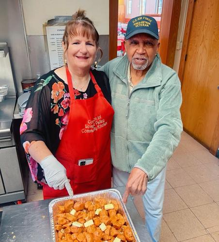 Locals break bread at Lompoc community Thanksgiving dinner | Local News ...