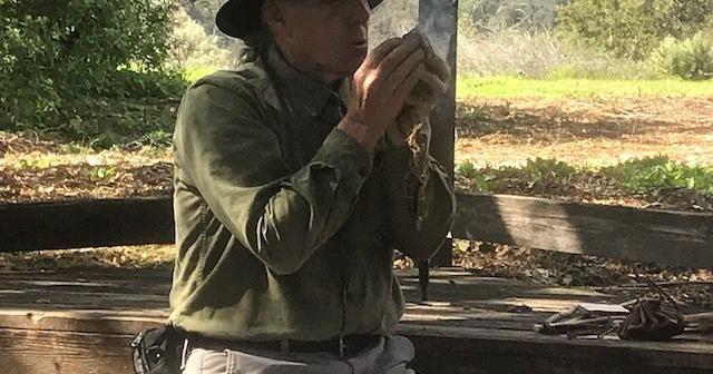 Survivalist Christopher Nyerges to lead primitive firemaking, foraging ...