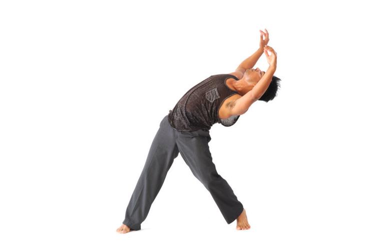 Dance Spectrum: A solo from Soloria and Shouse in the house ...