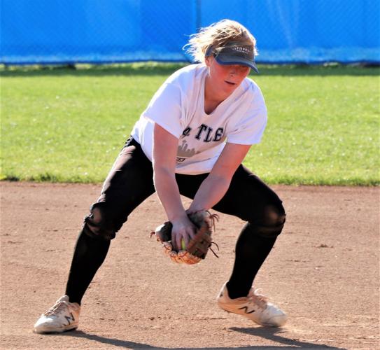 Softball: Lompoc's Braves are young, but eager to get started in 2020 ...