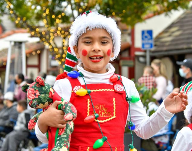 Solvang Julefest kicks off holiday season with tree lighting ceremony ...