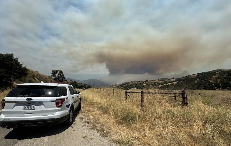 Fire officials warn weather could push Lake fire toward homes | Local ...