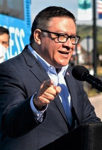 Incumbent Salud Carbajal takes early lead in 24th Congressional ...
