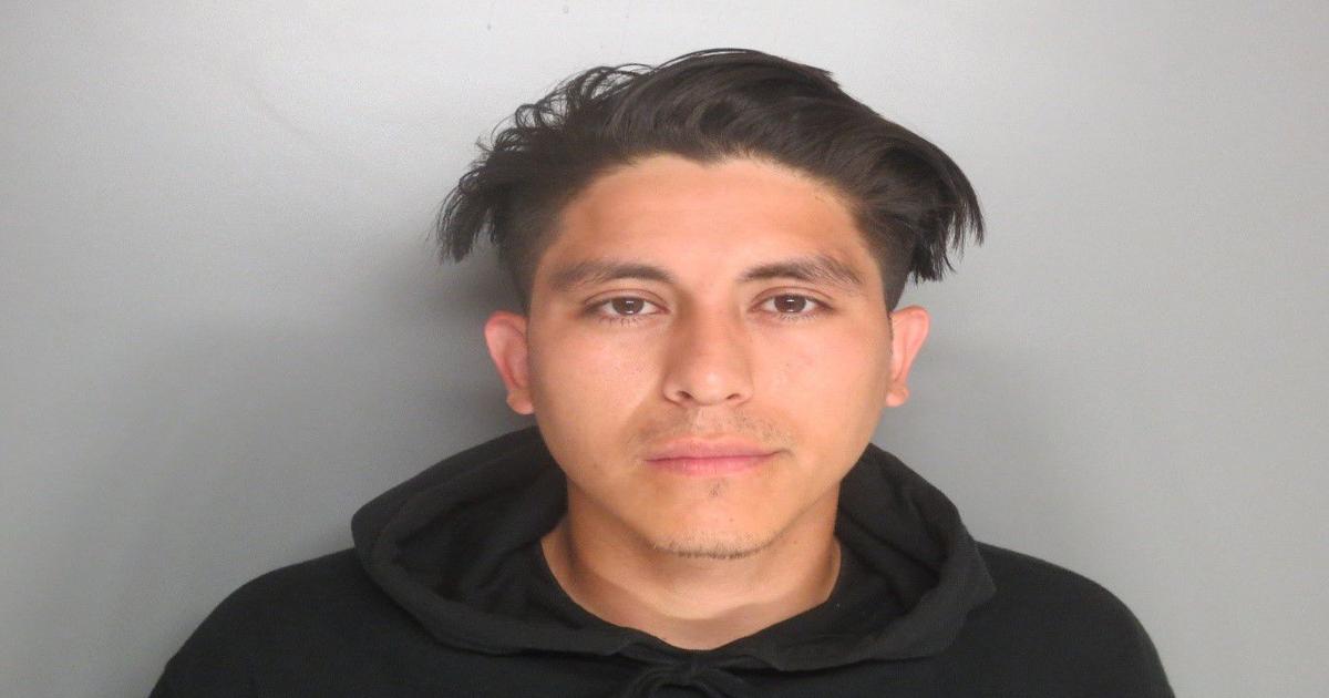 Bakersfield man arrested after leading deputies on high-speed chase ... Bakersfield man arrested after leading deputies on high-speed chase ...