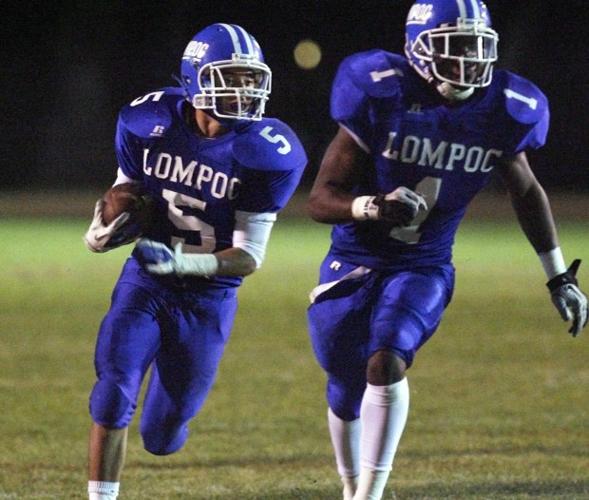 CIF Playoffs: Verbum Dei at Lompoc Football | Football | lompocrecord.com