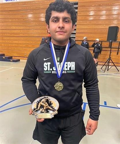 Santa Maria girls, Righetti boys win at weekend wrestling tournaments ...