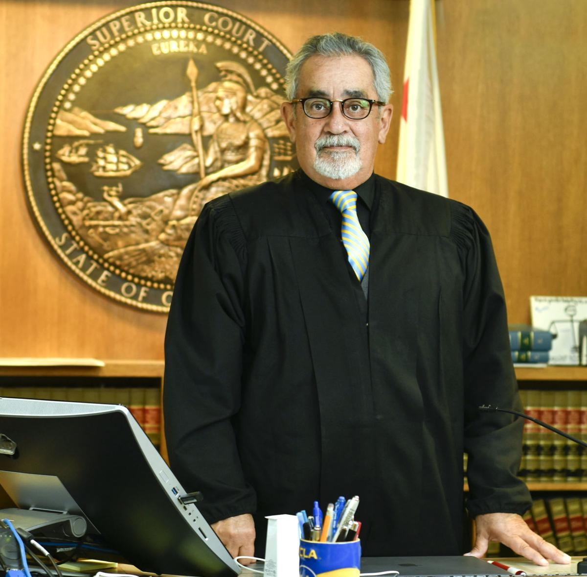 Longtime judge Rogelio Flores to retire from the bench after 31 years ...