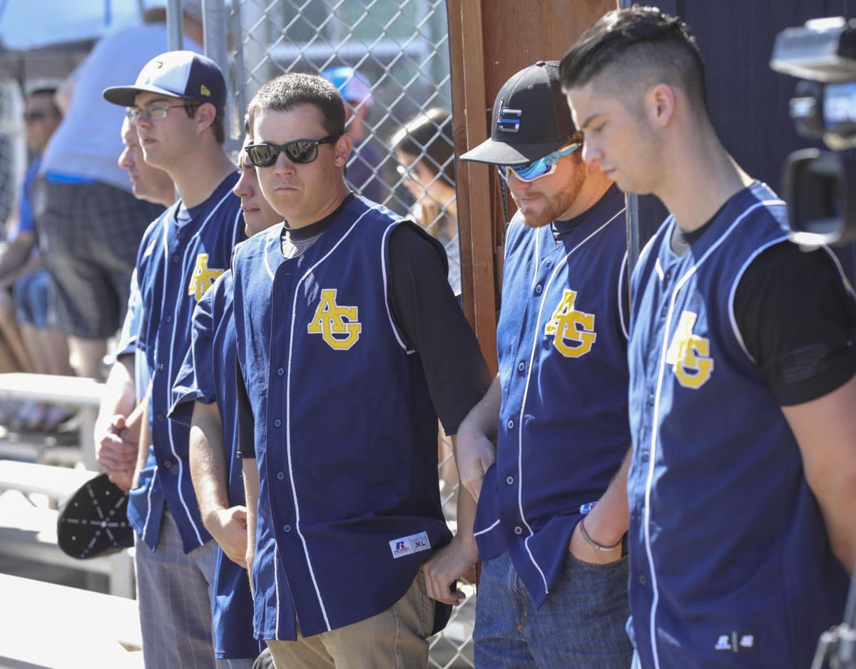 Eagles hold moment of silence to honor Teixeira | | lompocrecord.com