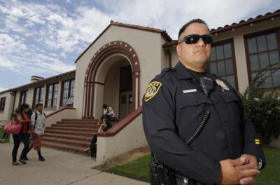 Santa Maria police officer goes above and beyond call of duty | Crime ...