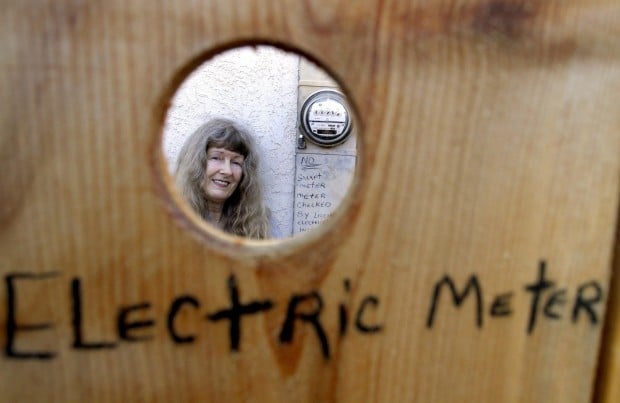 Local woman confronts PG&E over ‘smart meter’ | Local News ...