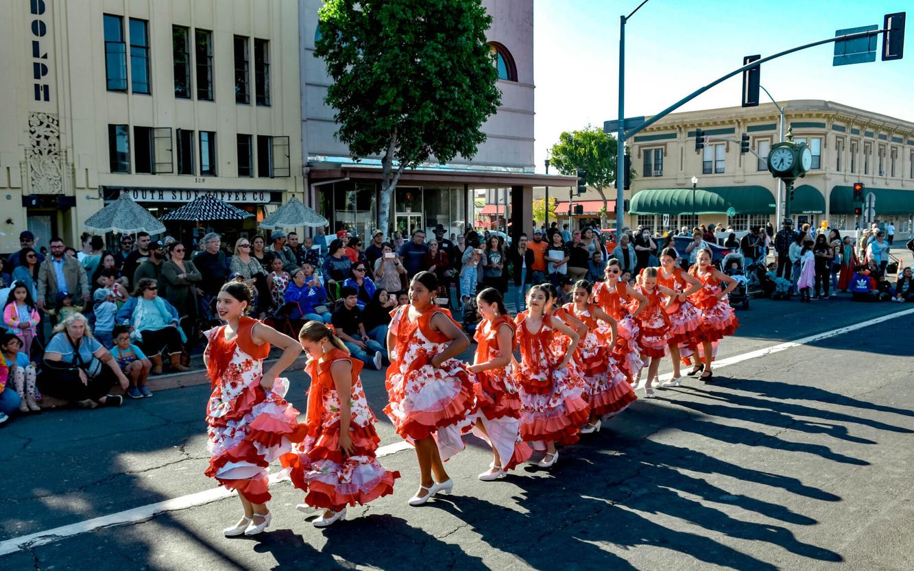 Photos: Friday's Old Town Market in Lompoc | | lompocrecord.com