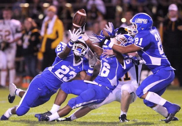 Paint the town Blue | Football | lompocrecord.com