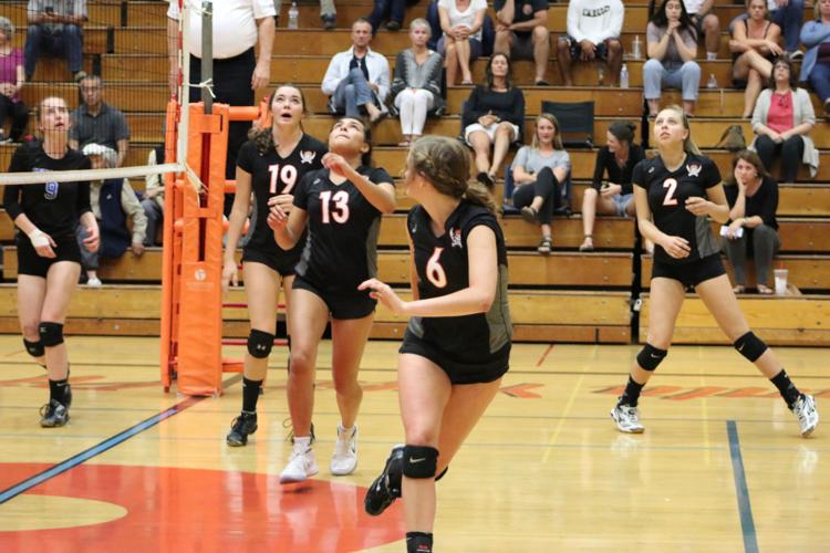 Girls volleyball: Santa Ynez wins battle of Pirates | | lompocrecord.com