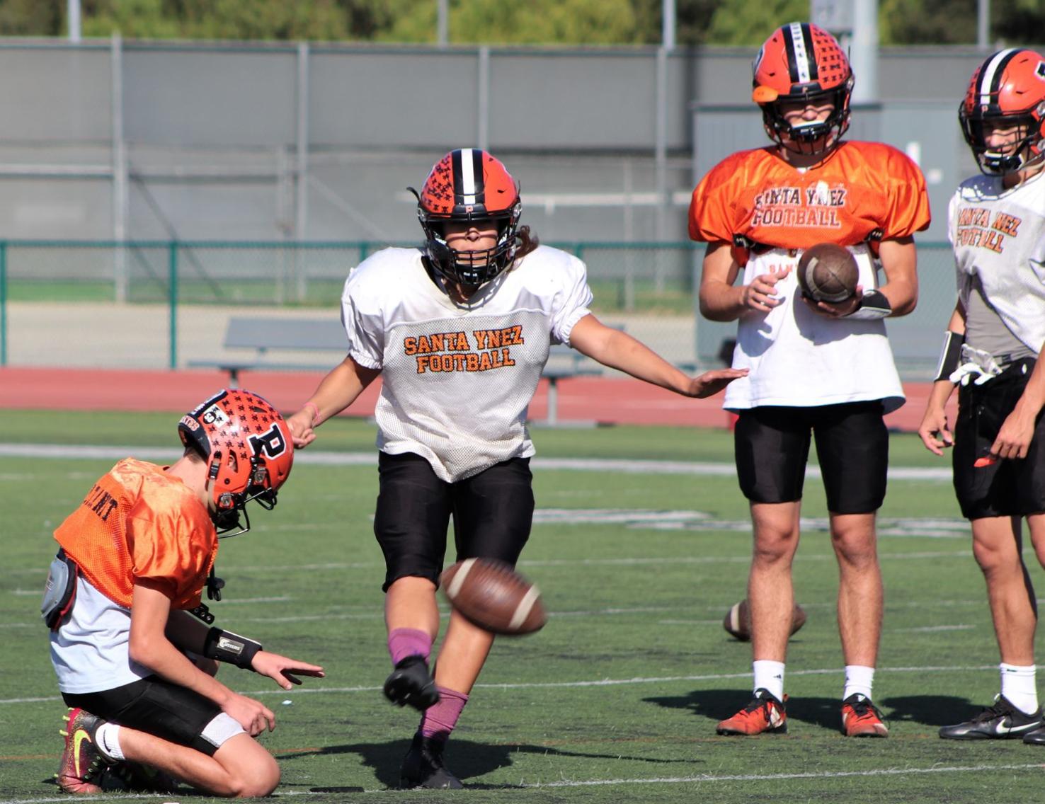 Santa Ynez football: Pirate seniors aiming for season-ending win ...