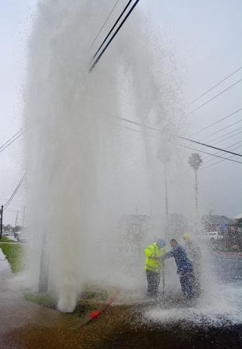 Hydrant knocked off in collision | Crime and Courts | lompocrecord.com